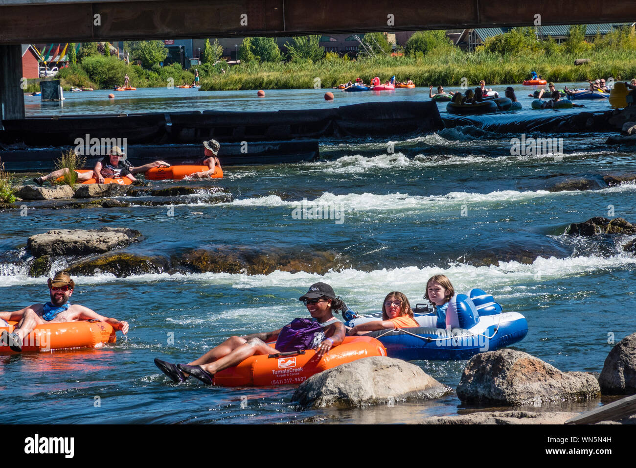 Tubing in the Deschutes River in Bend, Oregon Stock Photo - Alamy