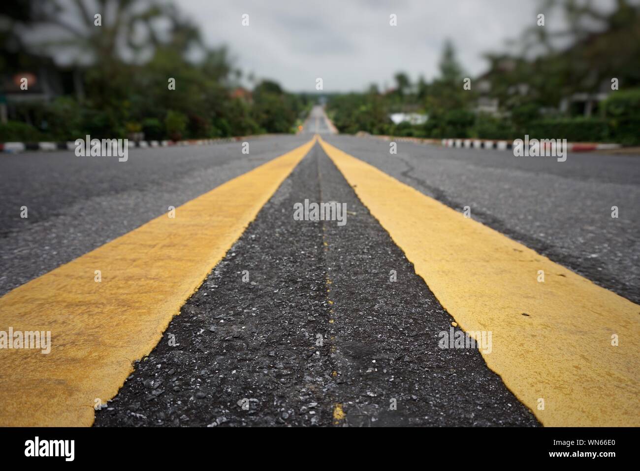 Yellow Road Markings High Resolution Stock Photography and Images - Alamy