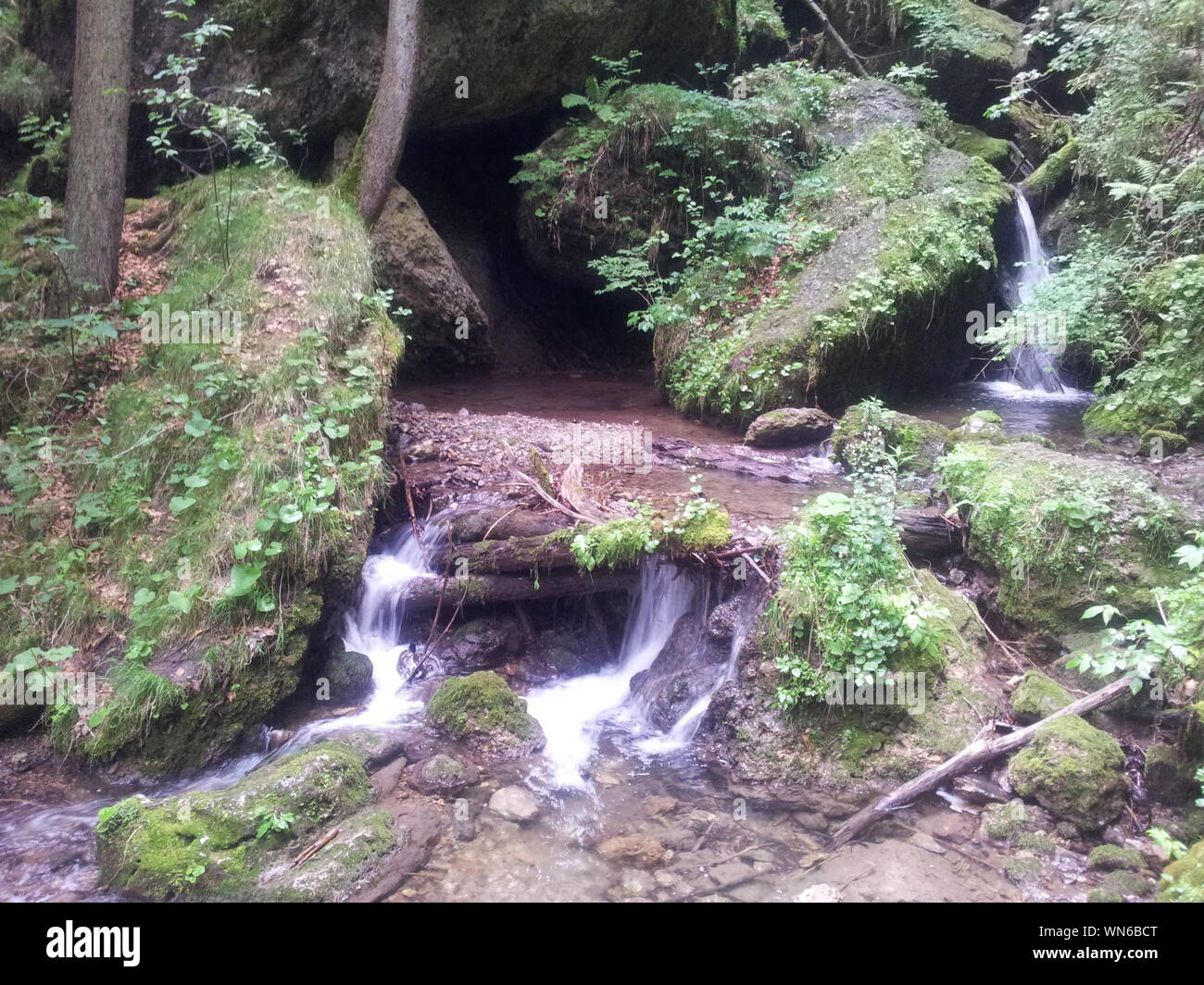 Hinang waterfall hi-res stock photography and images - Alamy