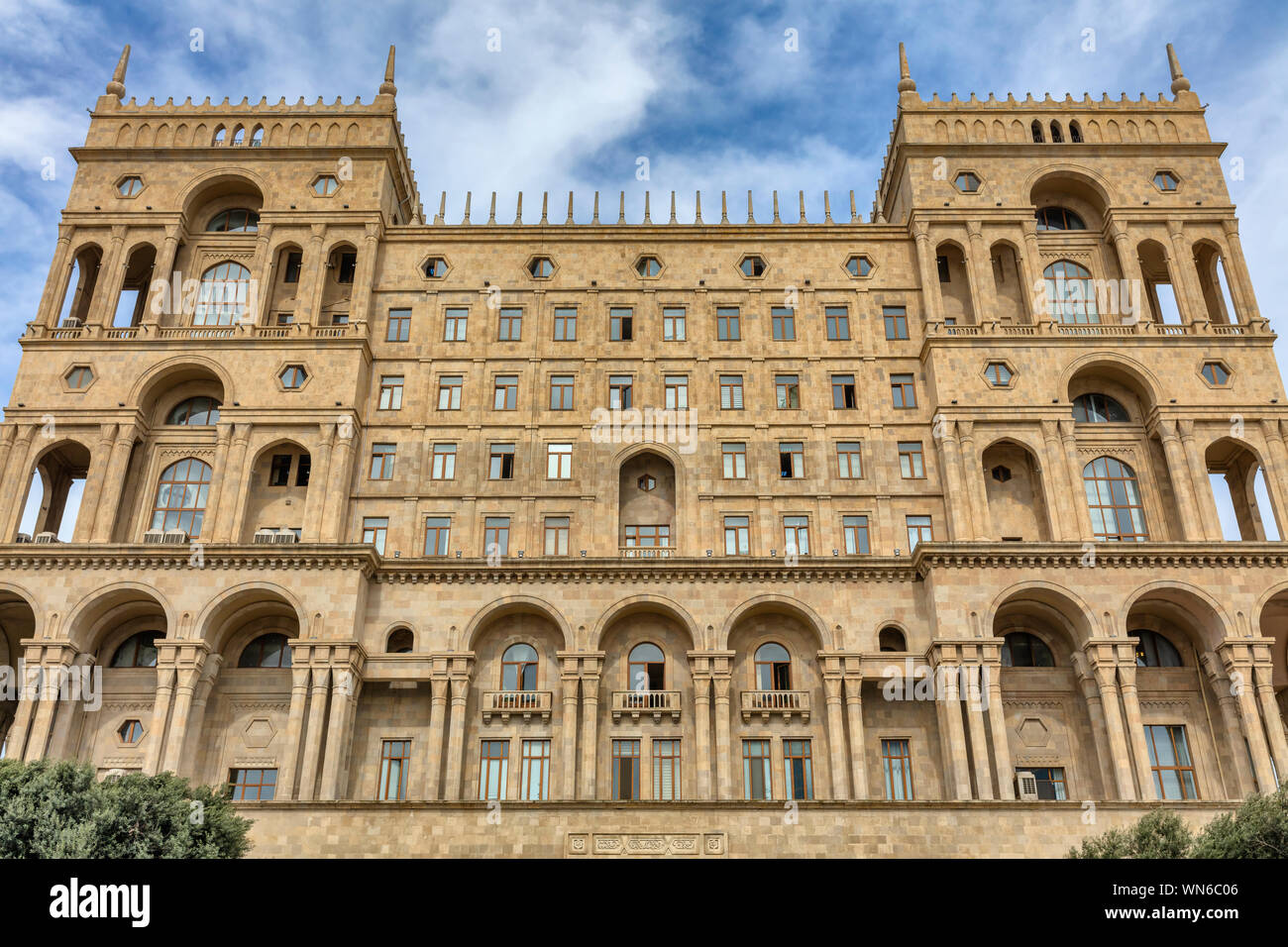 House government baku azerbaijan hi-res stock photography and images ...