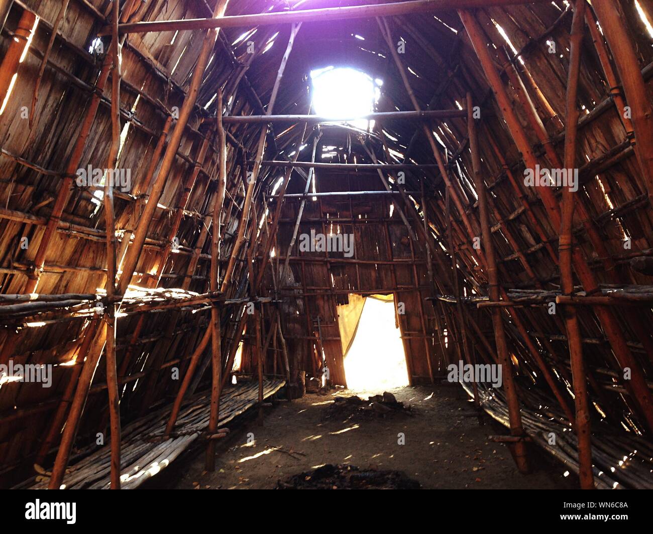 Hut interior hi-res stock photography and images - Alamy