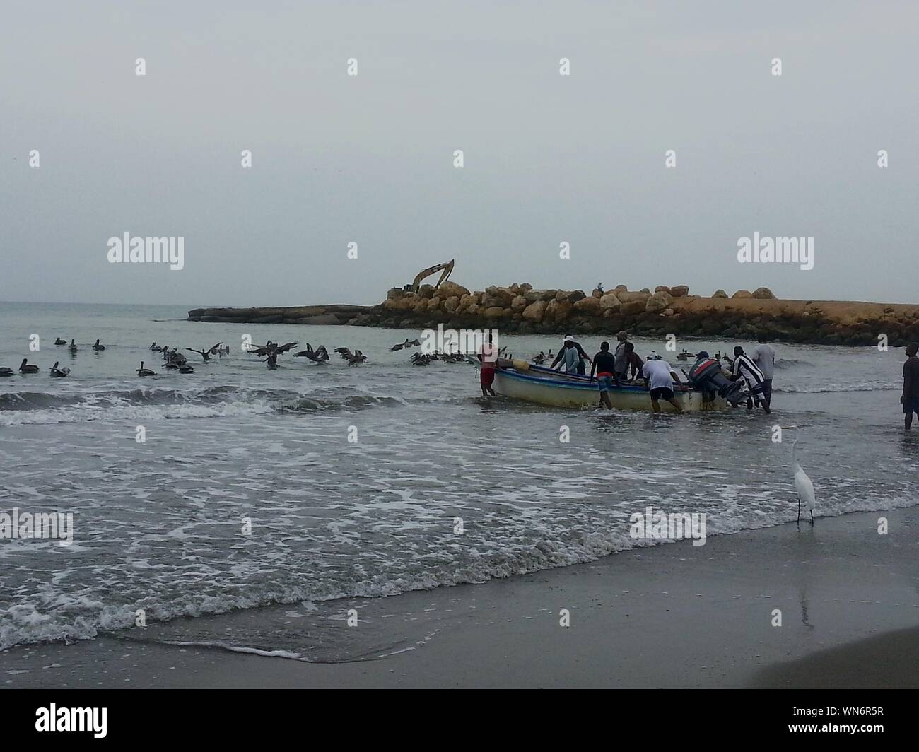 Pushing boat hi-res stock photography and images - Alamy
