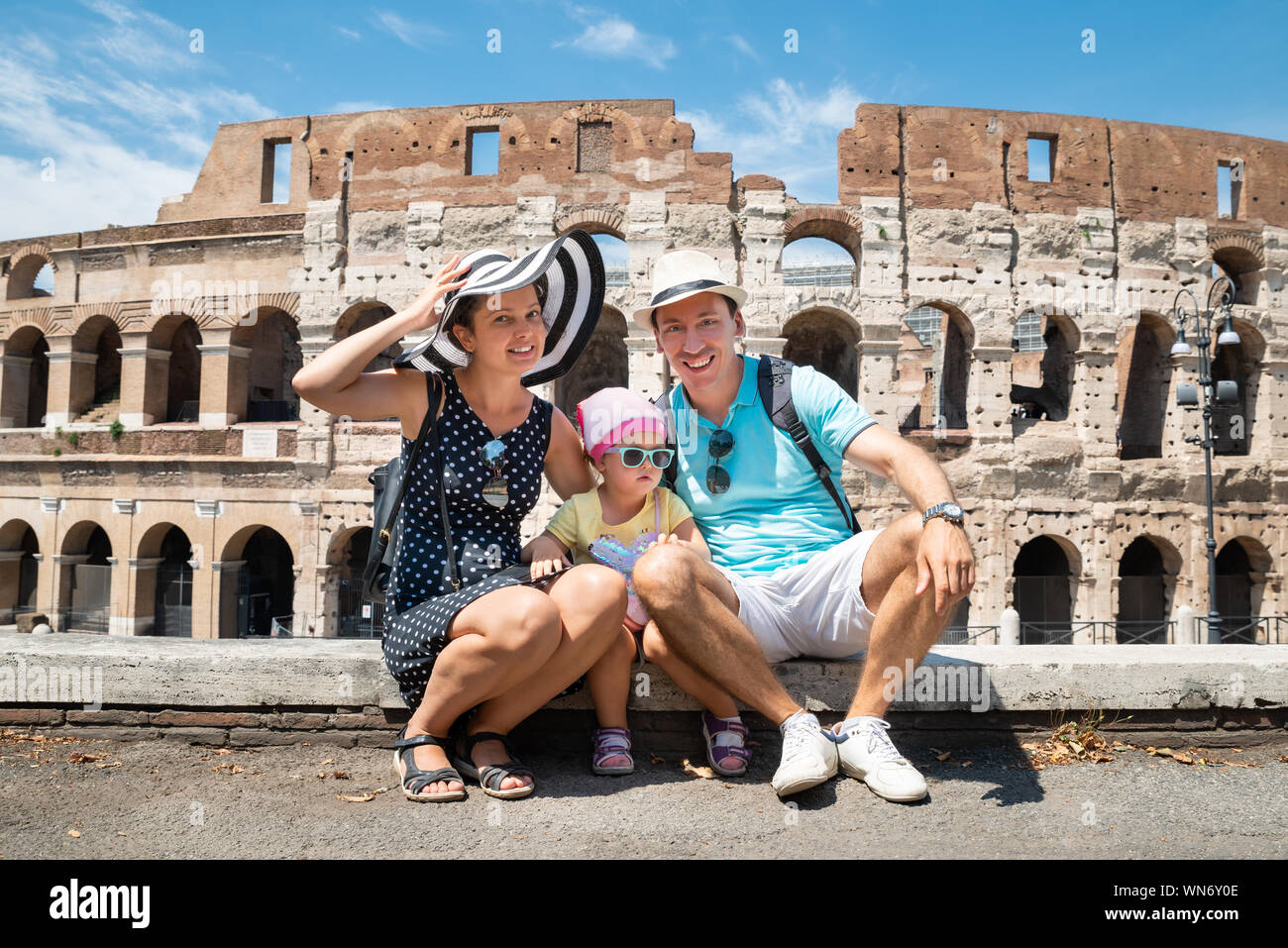 Ancient roman family children hi-res stock photography and images - Alamy