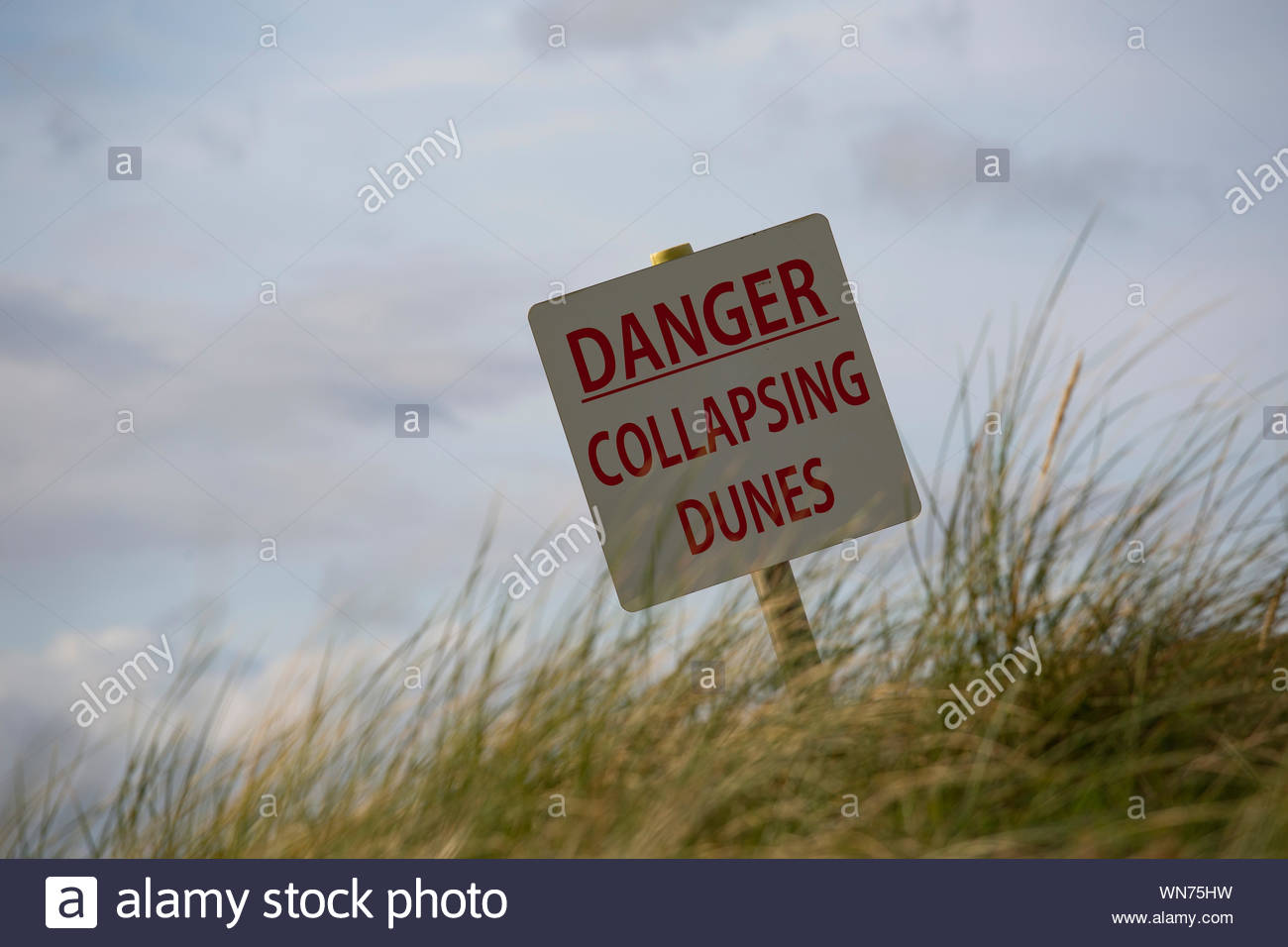 Sand collapsing at sligo hi-res stock photography and images - Alamy