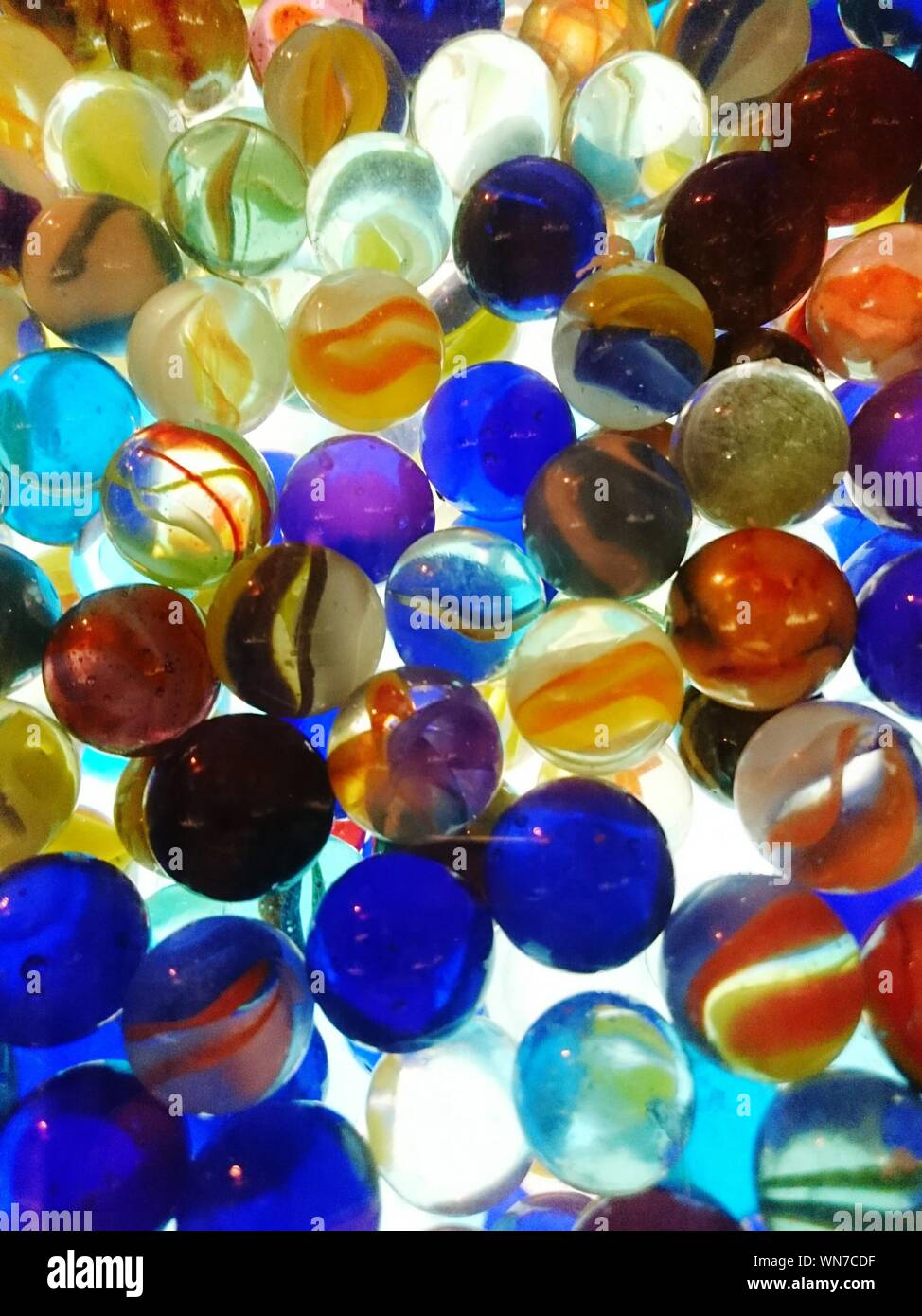 Large marbles hi-res stock photography and images - Alamy