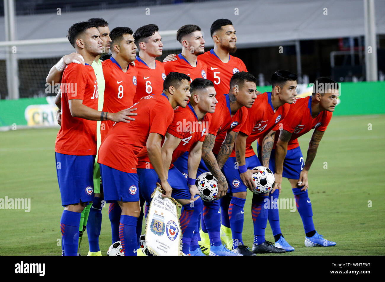 Los Angeles, California, USA. 5th Sep, 2019. Chile players pose for ...