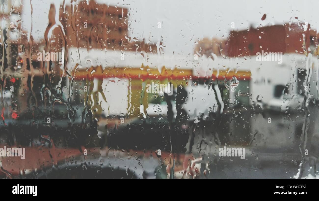 Bus window glass hi-res stock photography and images - Alamy