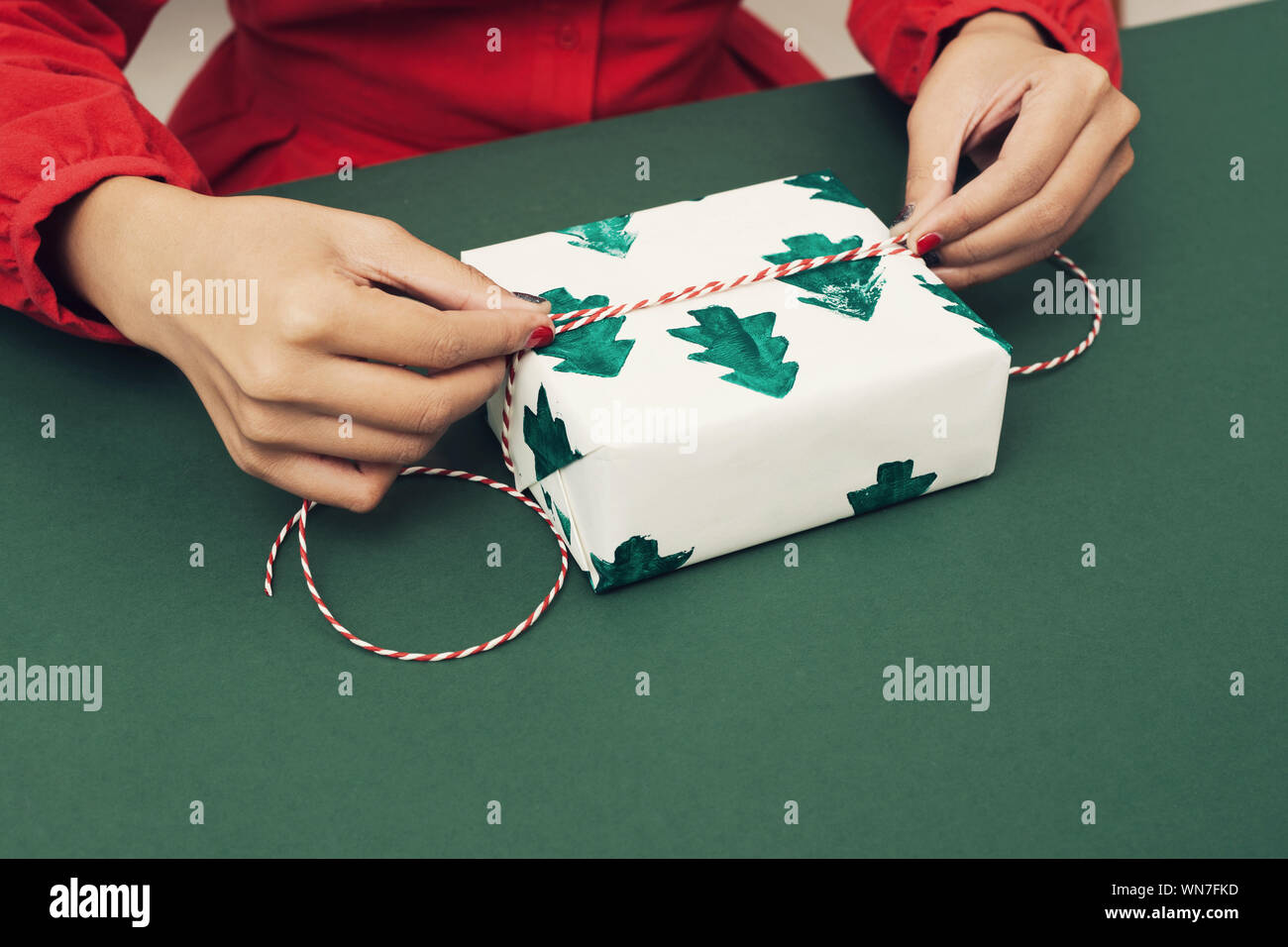 Womans wrap hi-res stock photography and images - Alamy