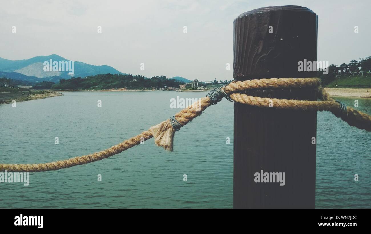 Trip rope hi-res stock photography and images - Alamy