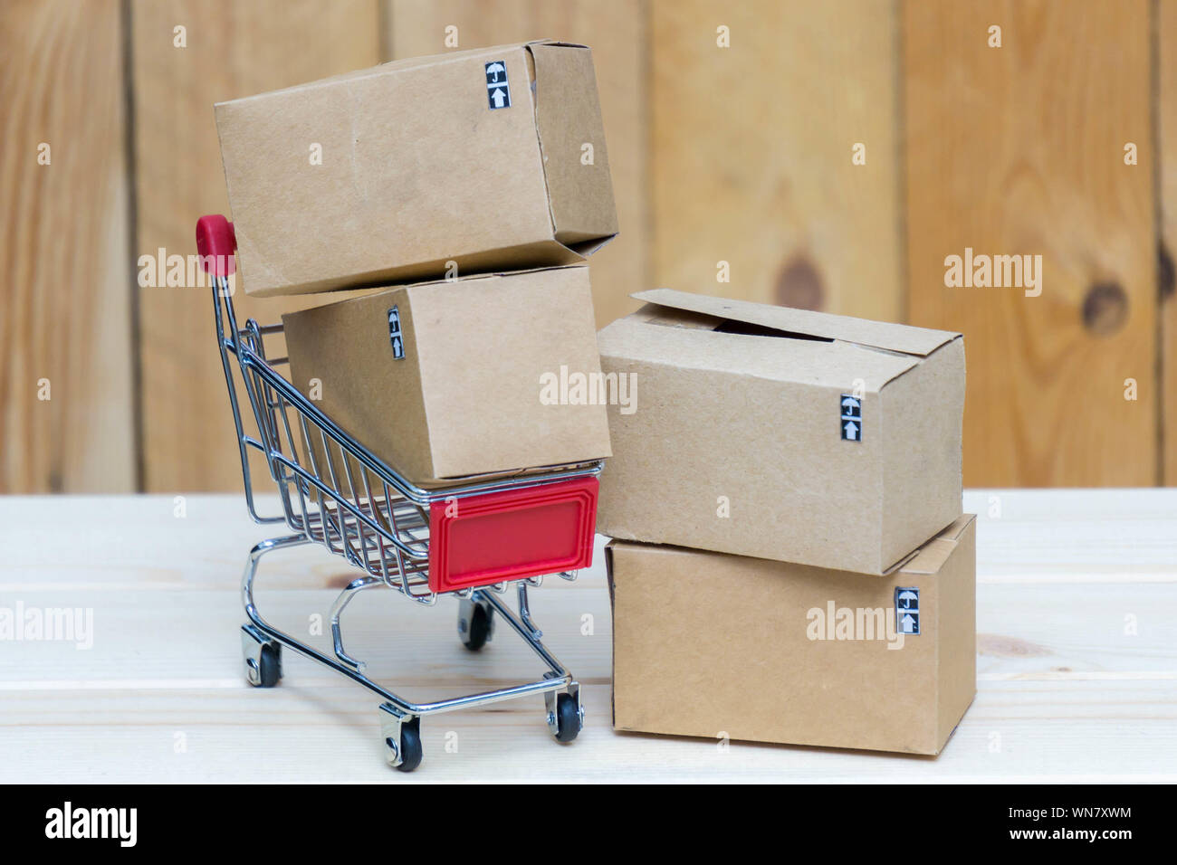 Cart with boxes hi-res stock photography and images - Alamy