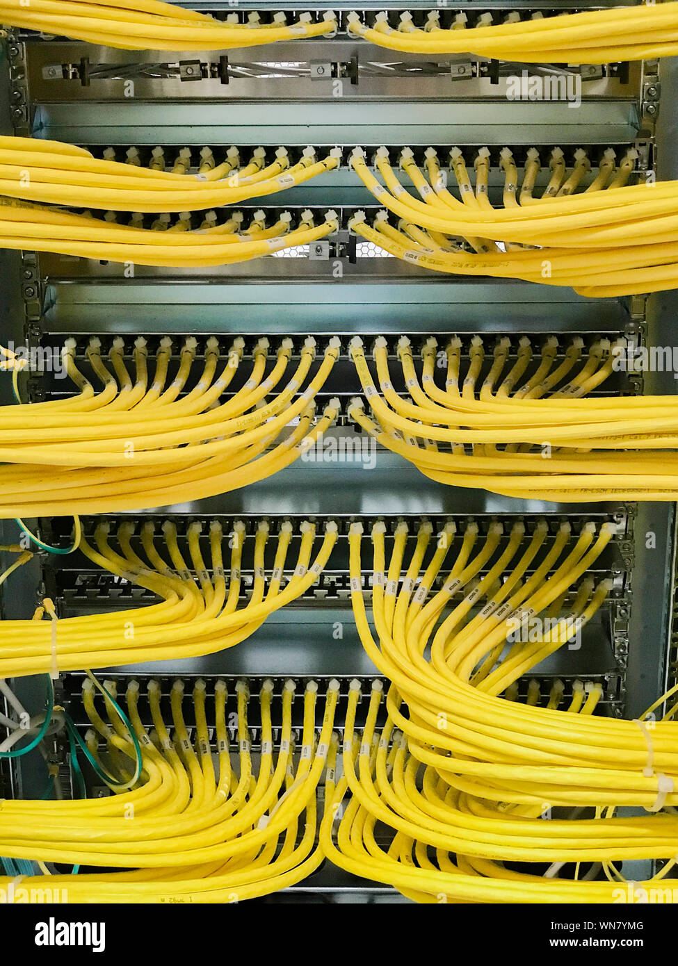 Yellow cables hi-res stock photography and images - Alamy