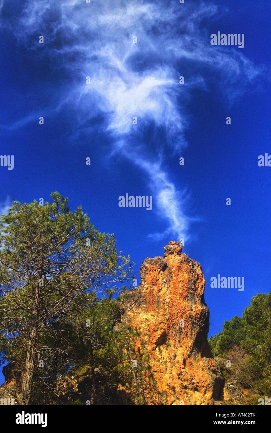 Sky rock hi-res stock photography and images - Alamy