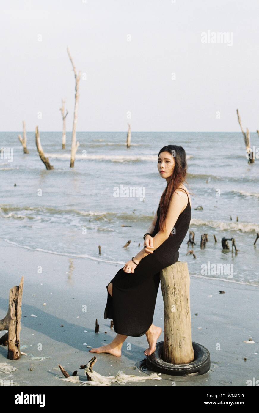 Sad beach hi-res stock photography and images - Alamy