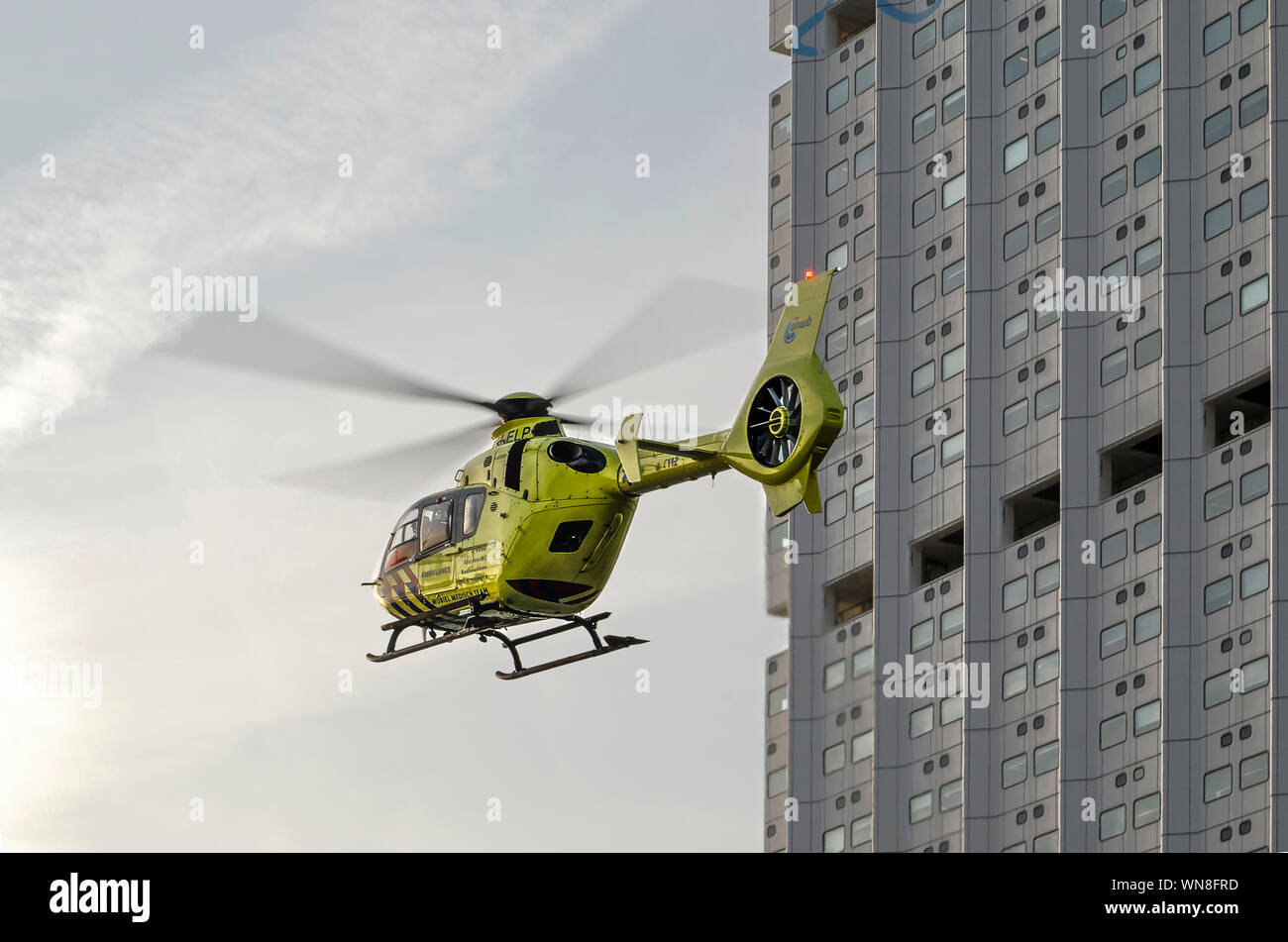 Traumahelicopter hi-res stock photography and images - Alamy