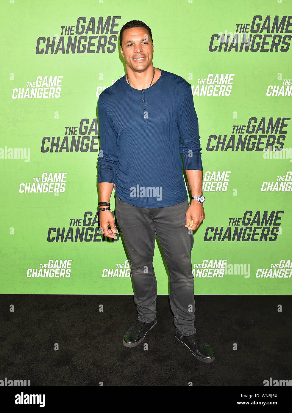 Tony gonzalez hi-res stock photography and images - Alamy