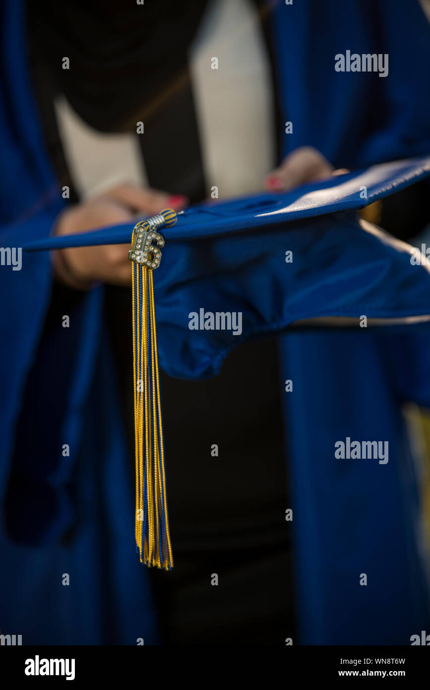 Graduation cap close up hi-res stock photography and images - Alamy