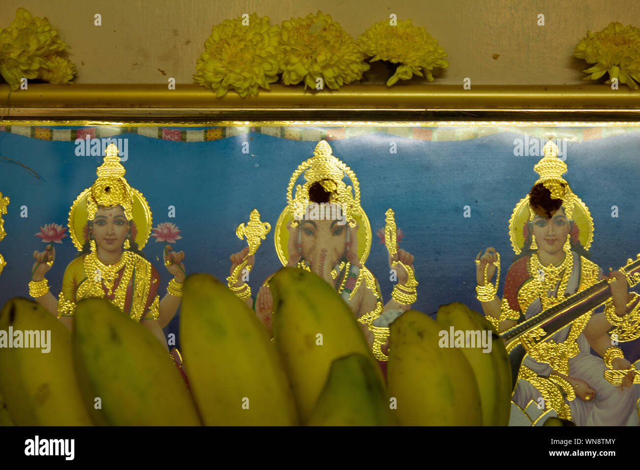 Hindu gods bhagavan hi-res stock photography and images - Alamy