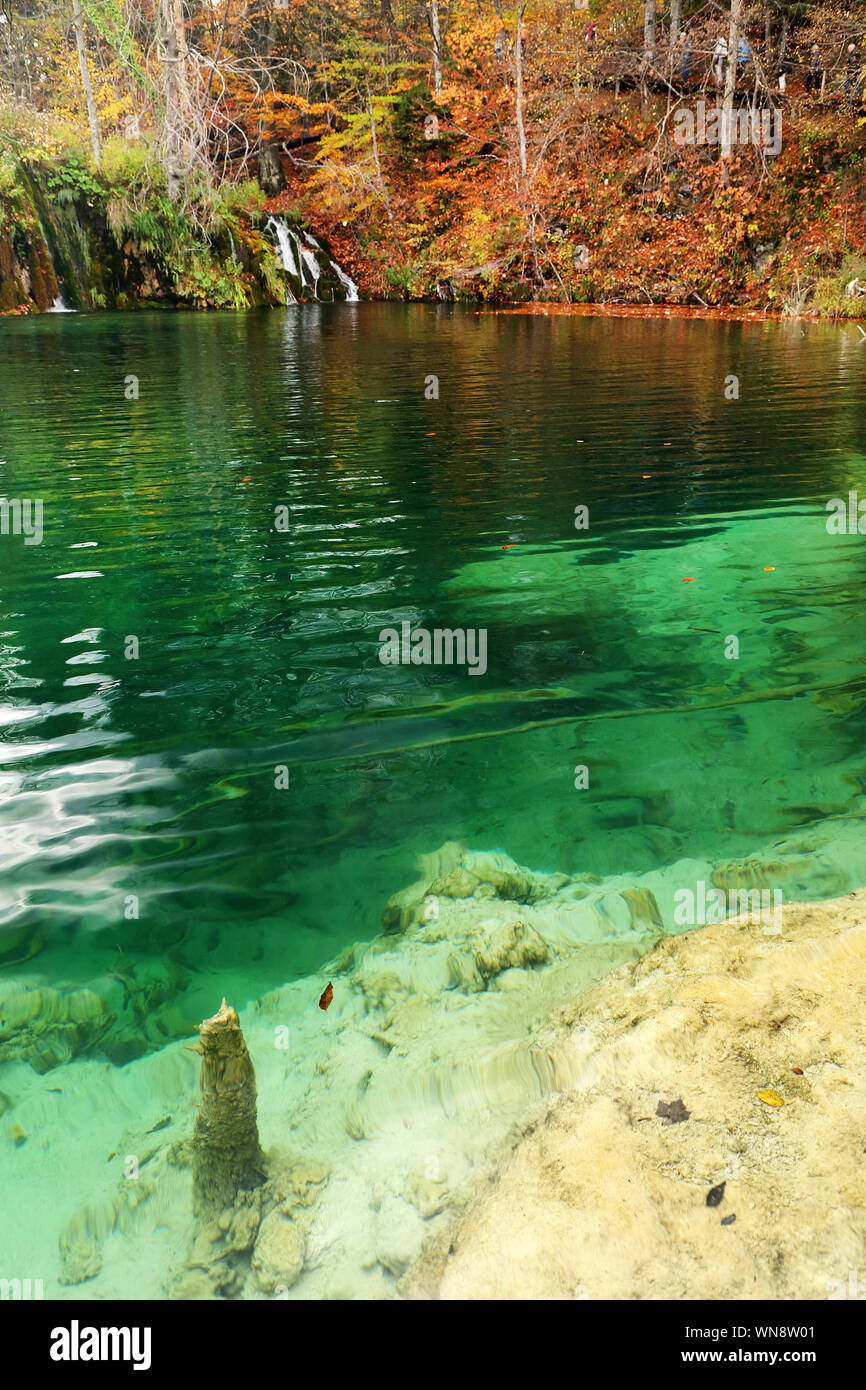 Clean rocks hi-res stock photography and images - Alamy