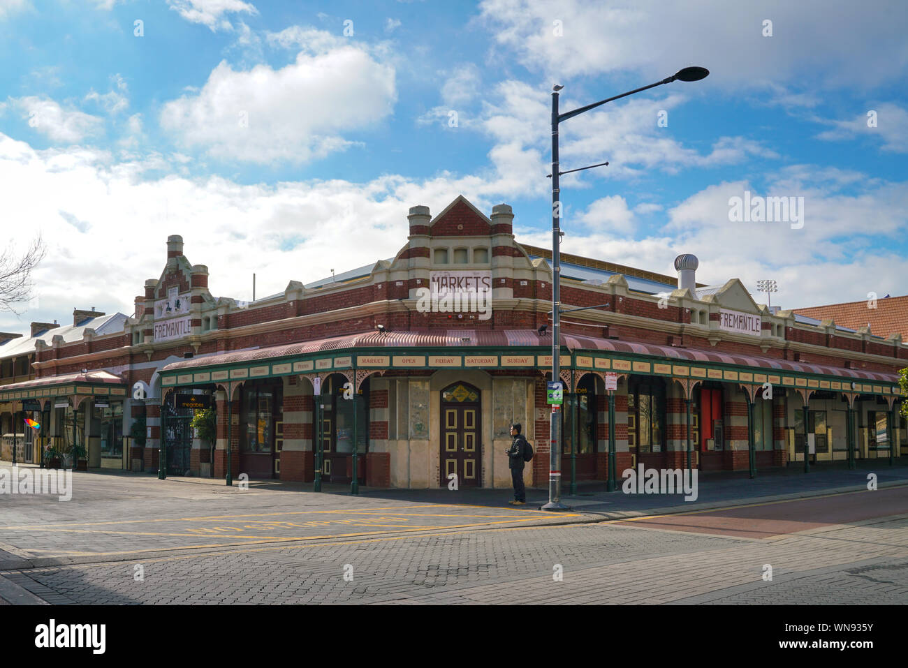 Shopping in fremantle hi-res stock photography and images - Alamy
