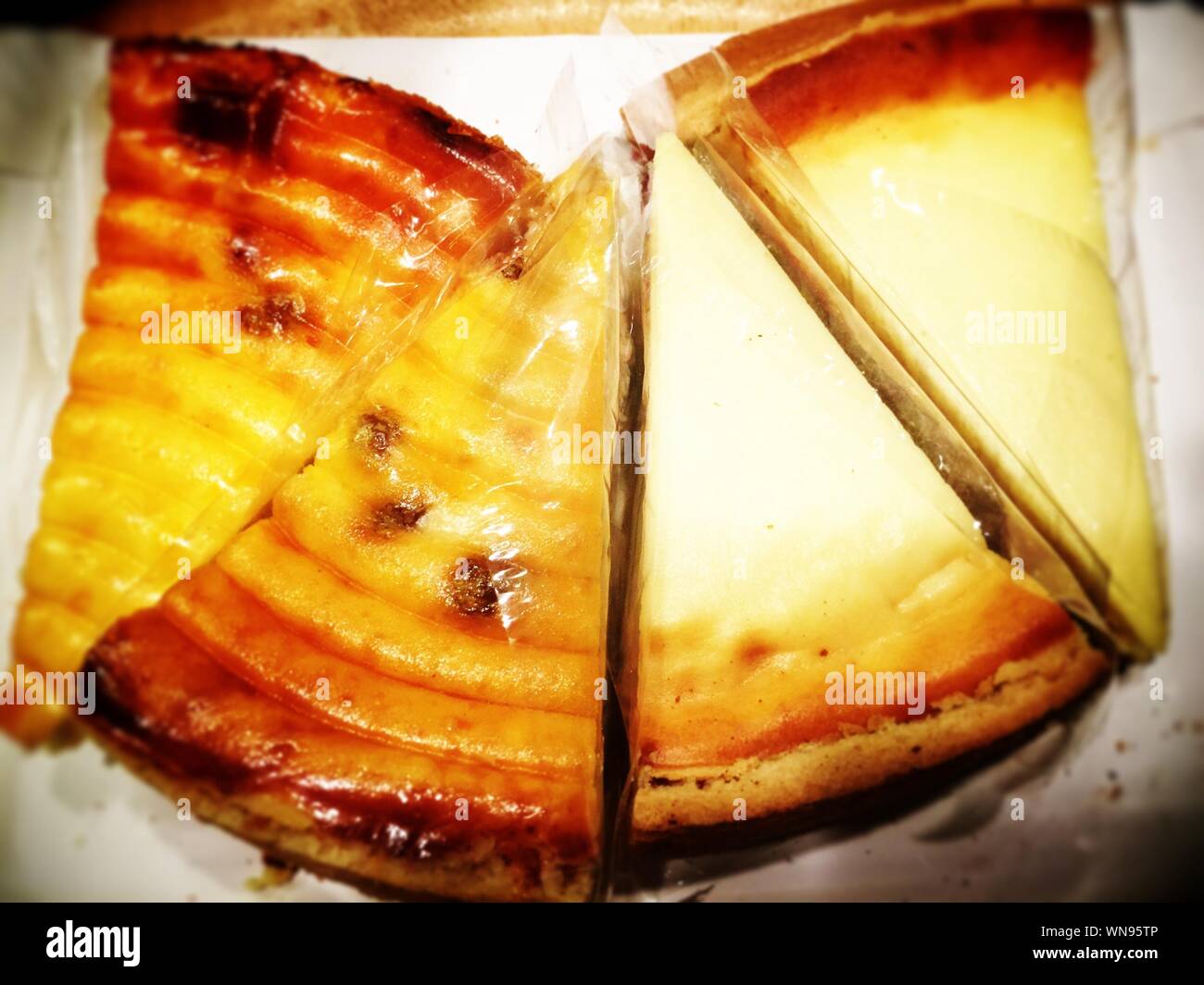 Four slices cake hi-res stock photography and images - Alamy