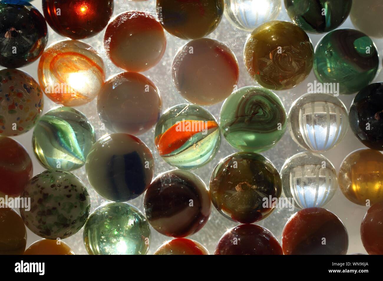 Large marbles hi-res stock photography and images - Alamy