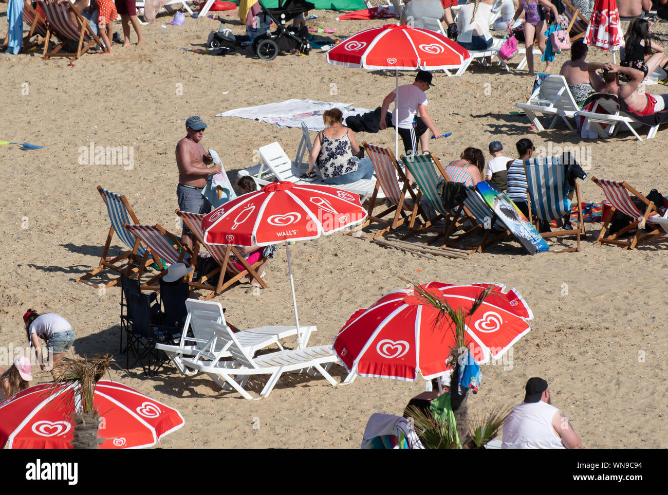 Clacton beach hi-res stock photography and images - Alamy