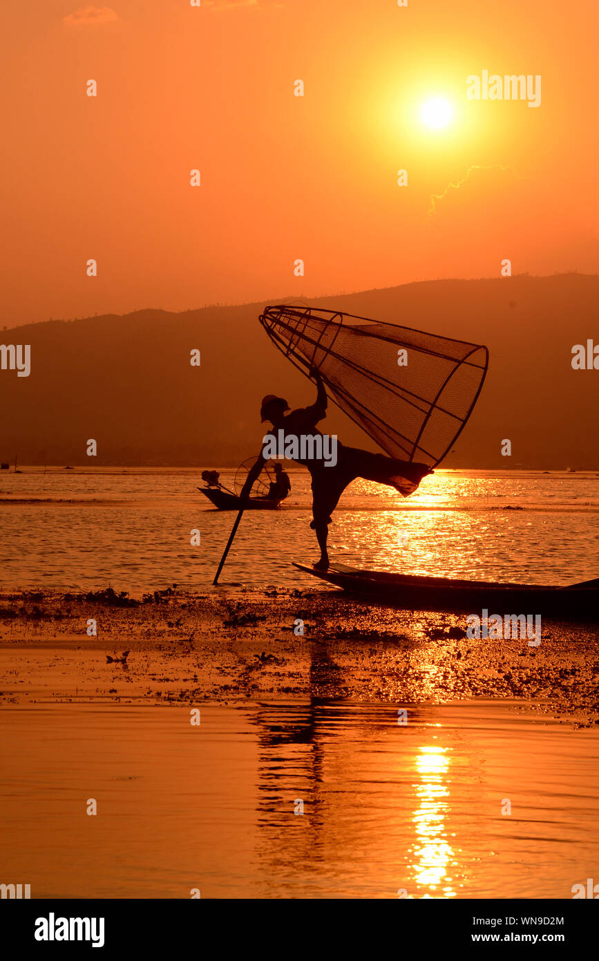 Conical cone net hi-res stock photography and images - Alamy