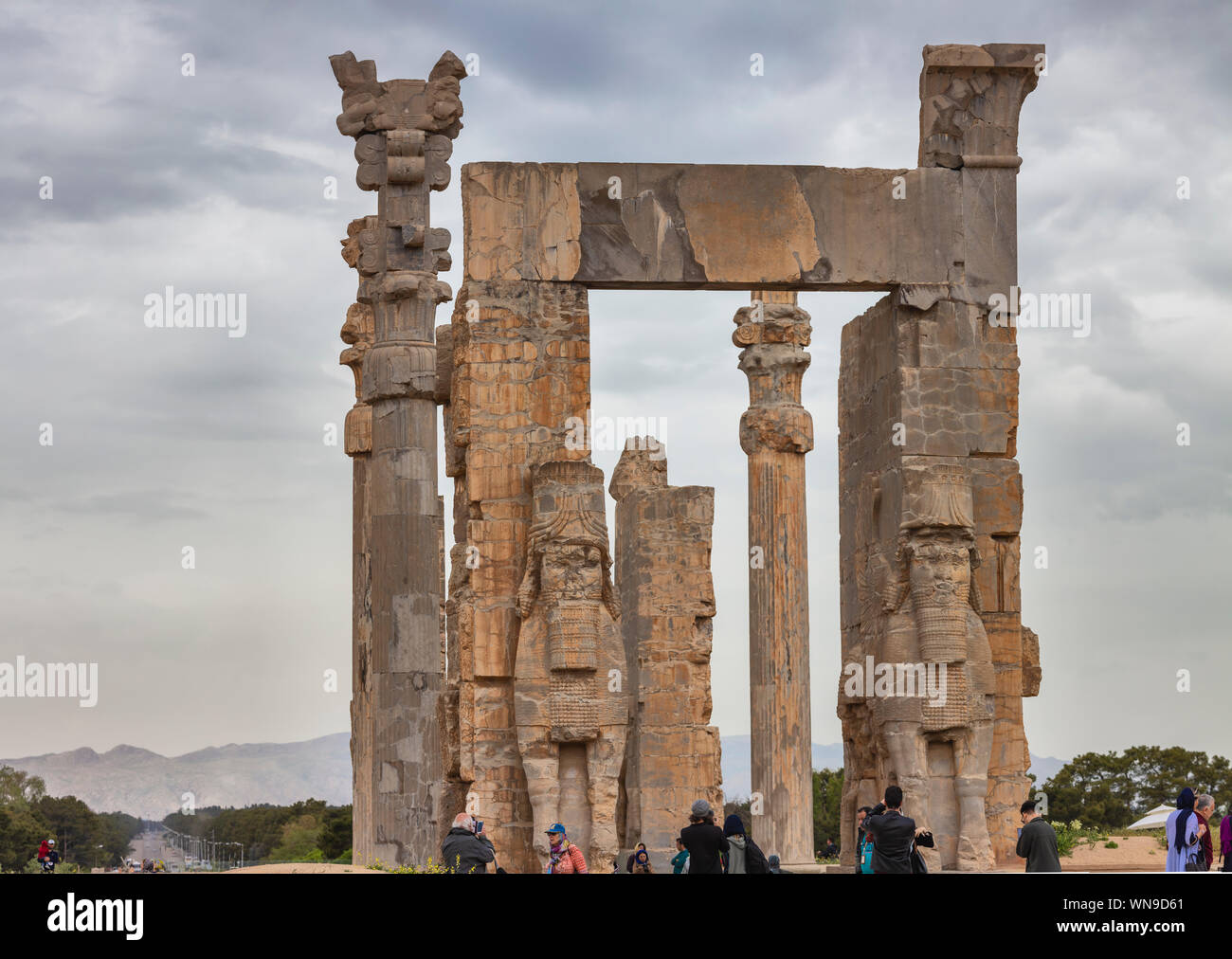 Gate of All Nations, Gate of Xerxes, Persepolis, ceremonial capital of ...