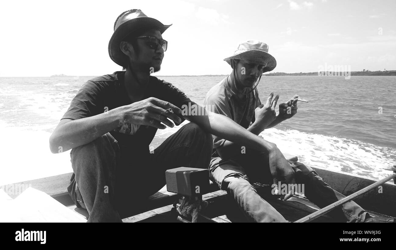 Smoking in the sea hi-res stock photography and images - Alamy