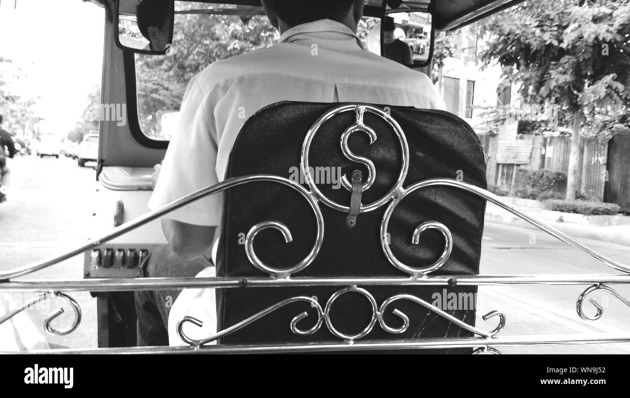 Auto rickshaw driving hi-res stock photography and images - Alamy