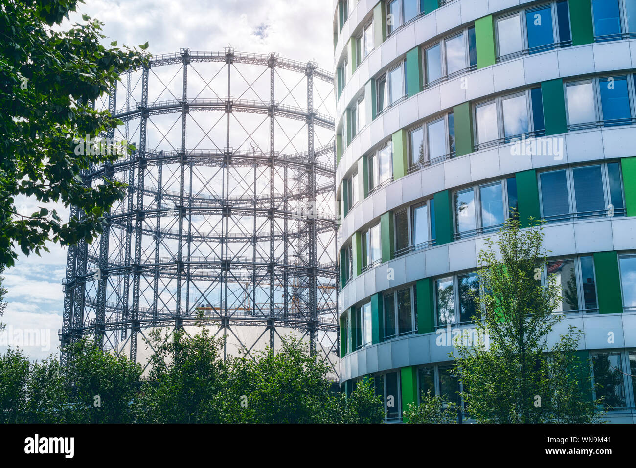 Gasholder house hi-res stock photography and images - Alamy