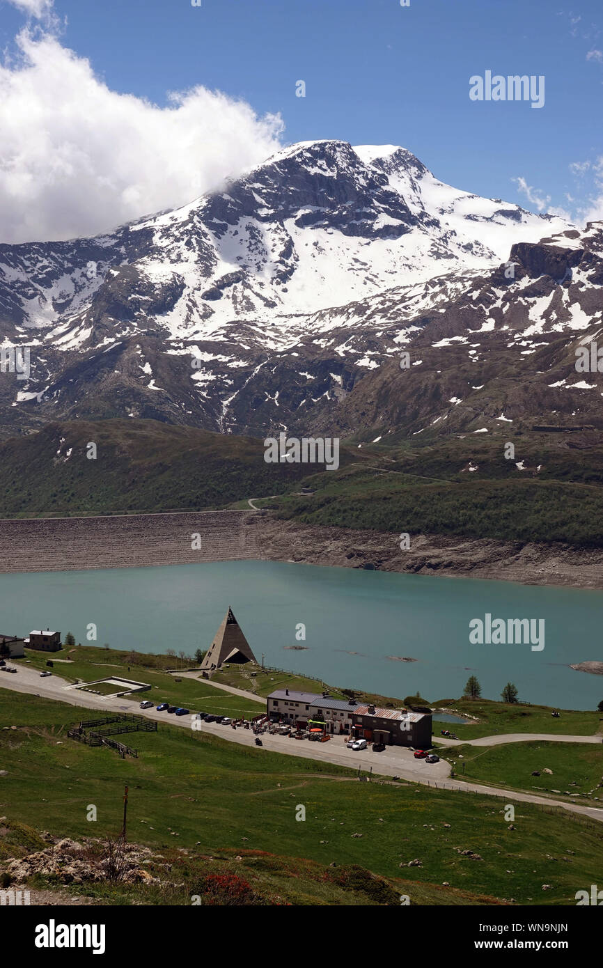 France italy border hi-res stock photography and images - Alamy