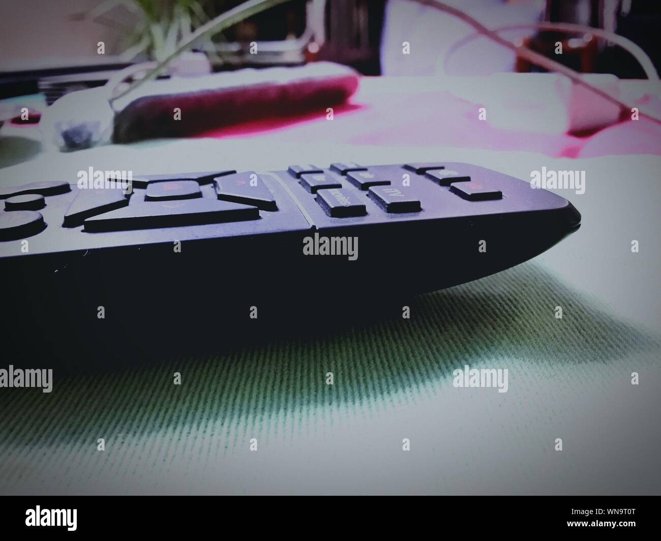 Tv and remote control hi-res stock photography and images - Alamy