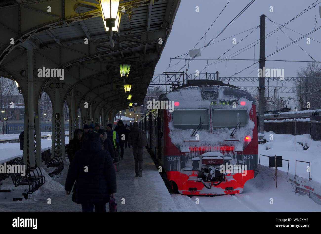 Cold winter with covered railroad track hi-res stock photography and ...