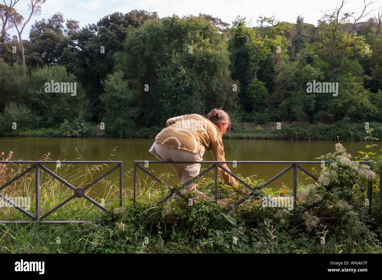 Bathing women rome hi-res stock photography and images - Alamy