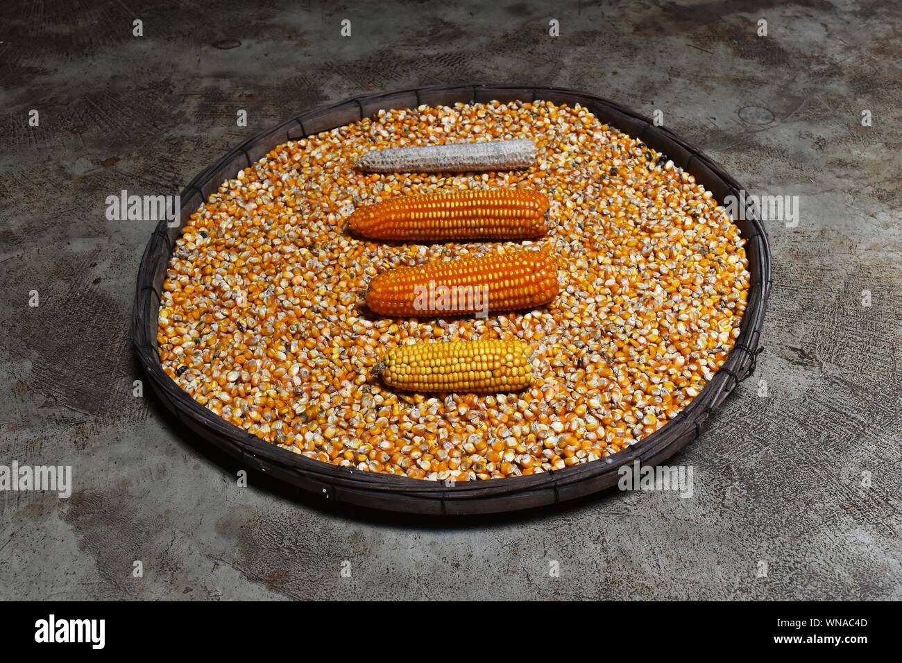 Corn floor hi-res stock photography and images - Alamy