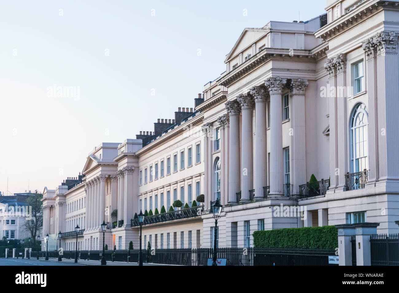 Cornwall terrace london hi-res stock photography and images - Alamy