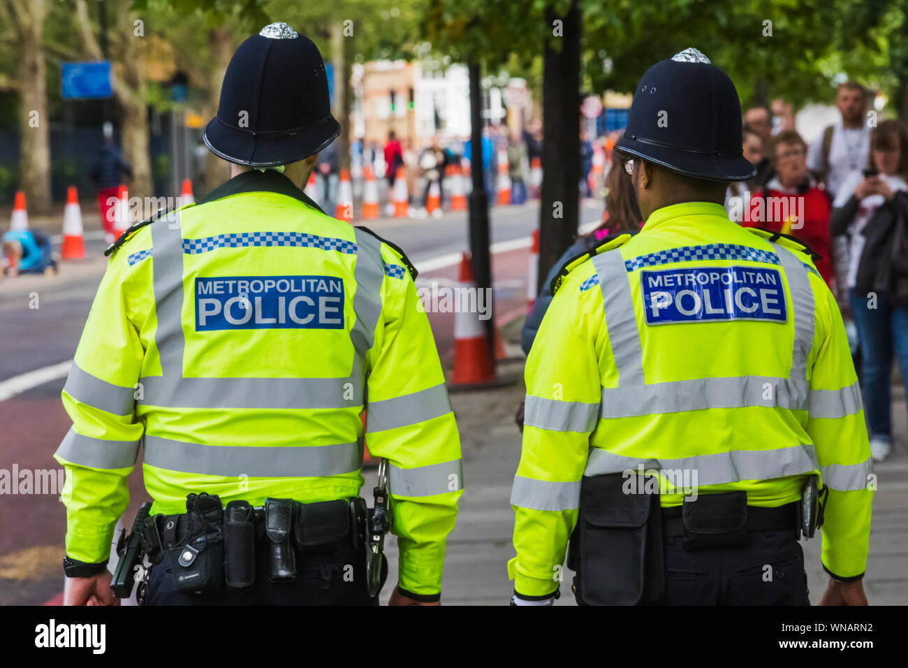 Police england hi-res stock photography and images - Alamy