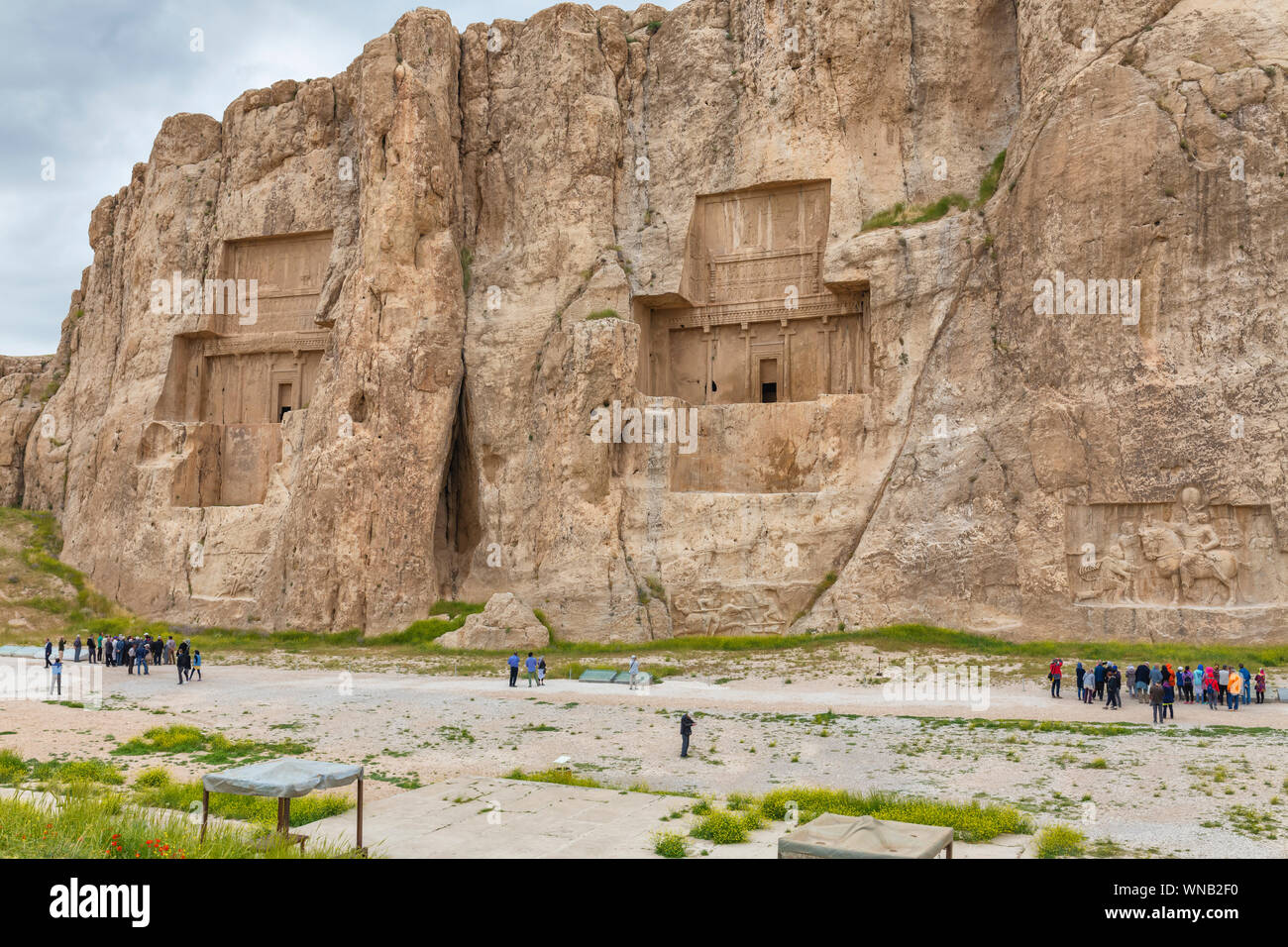 Naqsh e rostam necropolis hi-res stock photography and images - Alamy