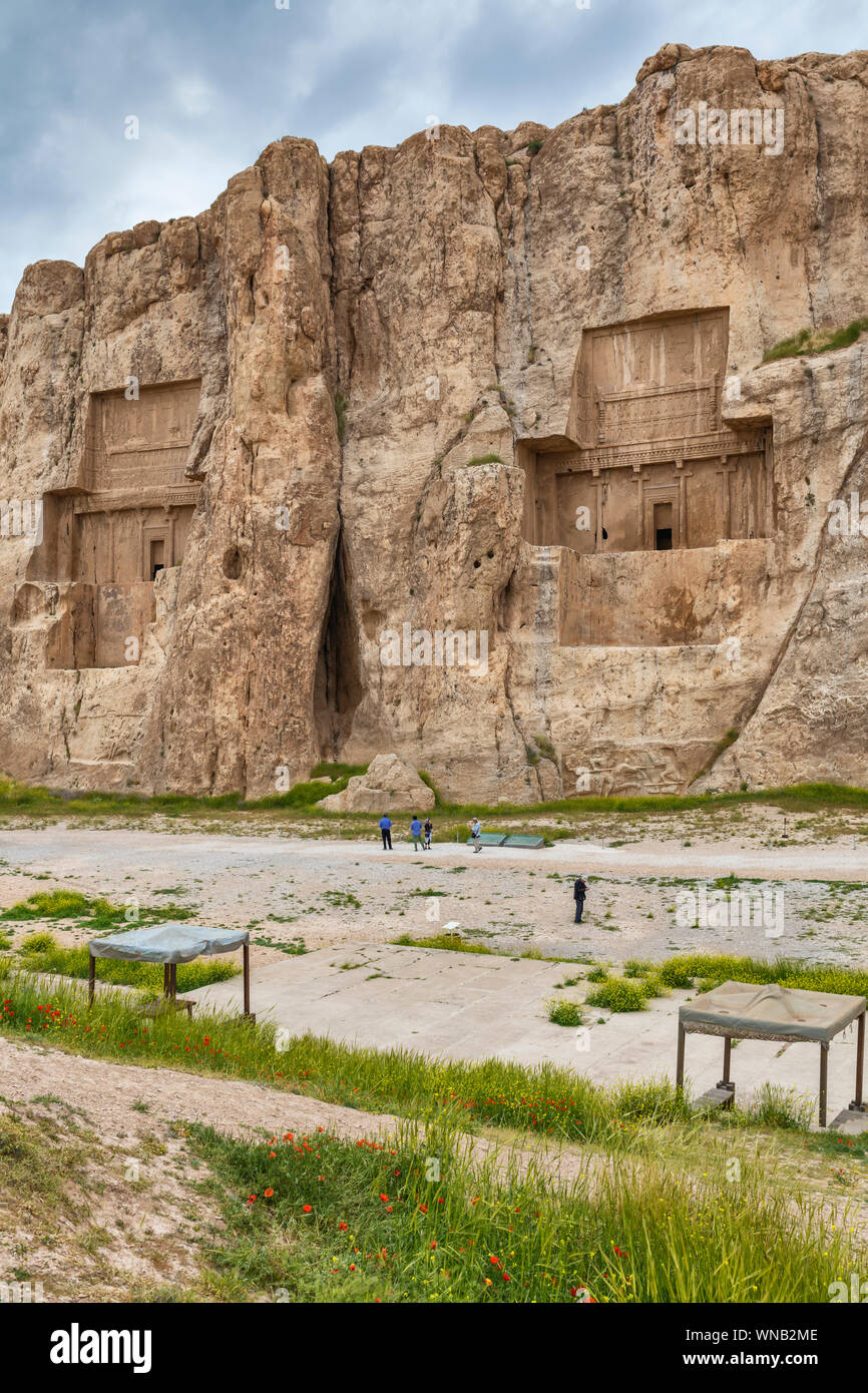 Naqsh E Rostam Necropolis High Resolution Stock Photography and Images ...