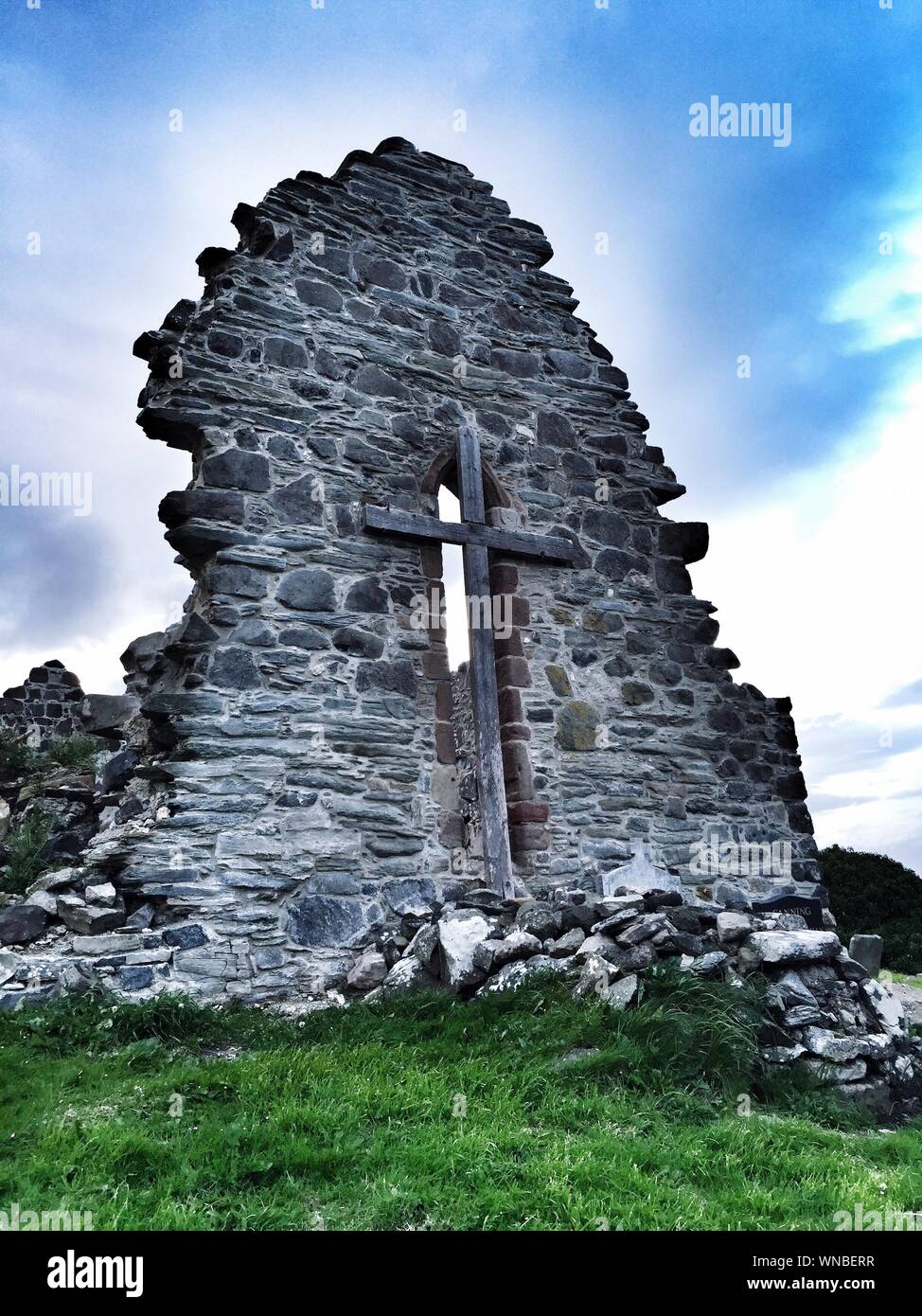 Old abandoned stone church wall hi-res stock photography and images - Alamy