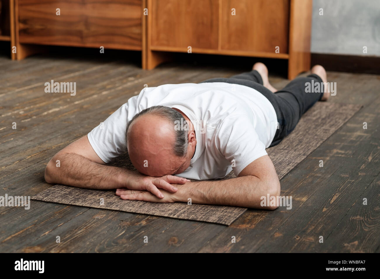 Restorative sleep hi-res stock photography and images - Alamy