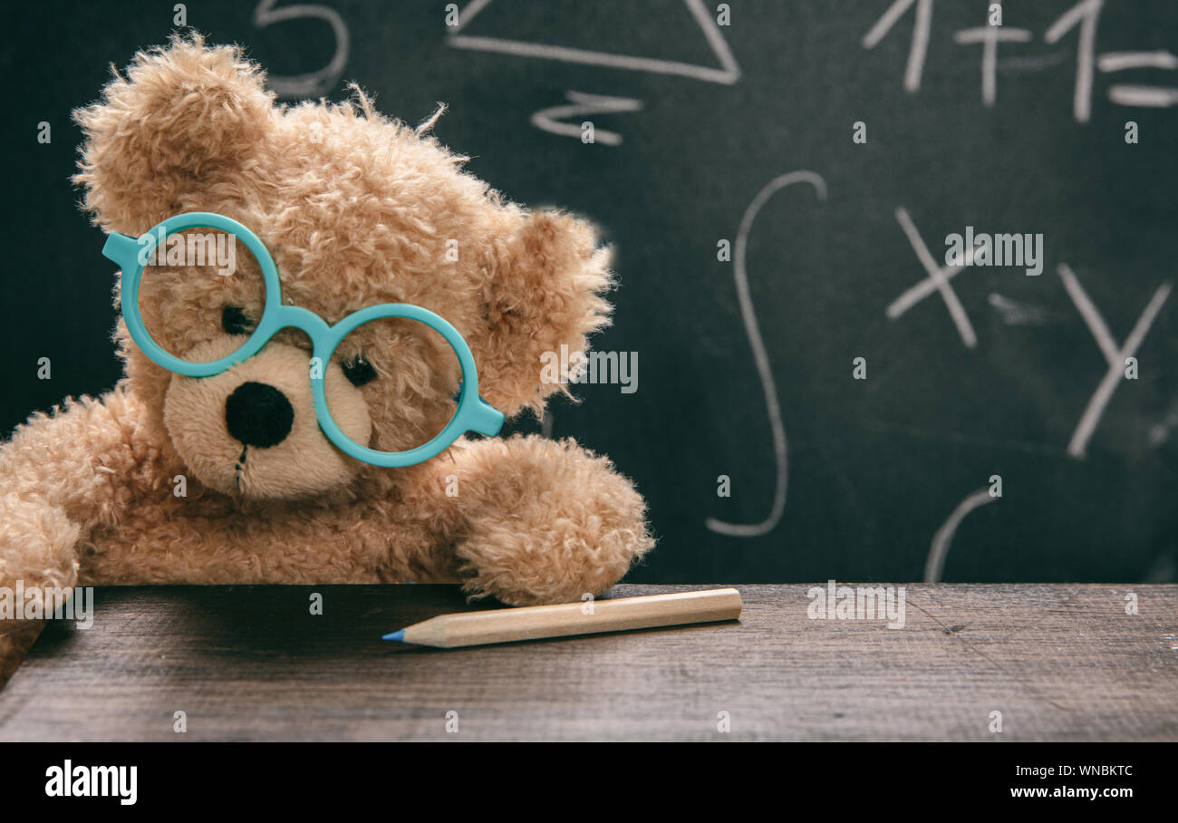 Smart board in classroom hi-res stock photography and images - Alamy