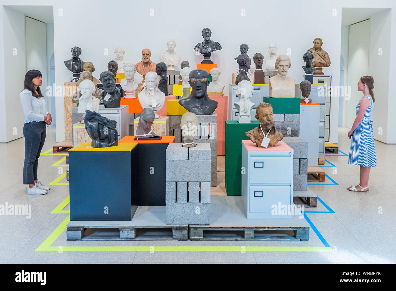 Traditional bust form hi-res stock photography and images - Alamy