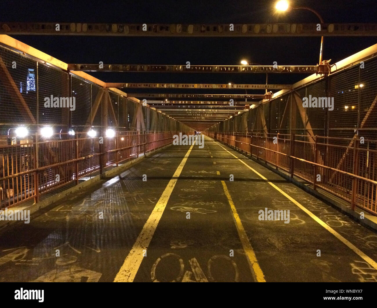 Perspective elevated pedestrian walkway sky hi-res stock photography ...