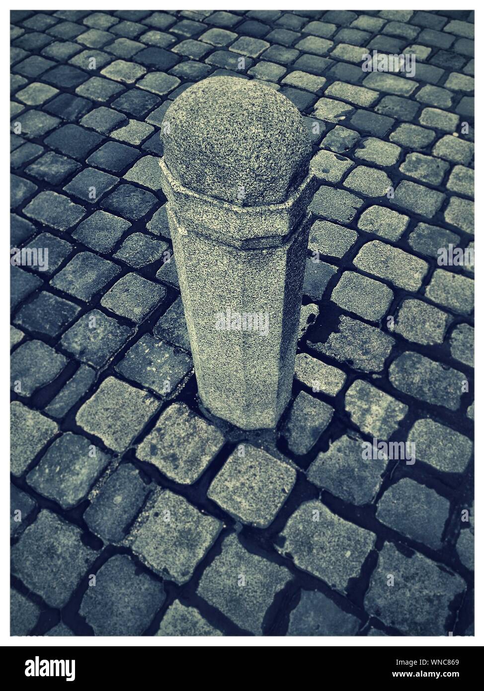 Wet bollard hi-res stock photography and images - Alamy
