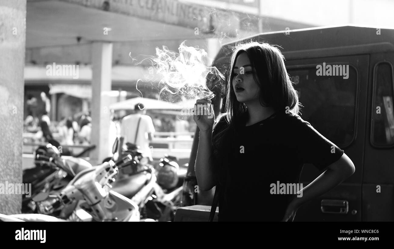 Woman Smoking Street Addiction High Resolution Stock Photography and ...