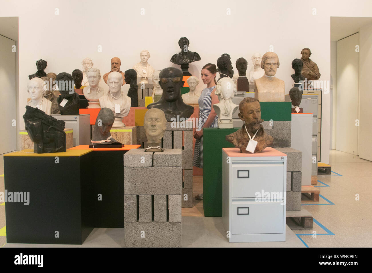 Traditional bust form hi-res stock photography and images - Alamy