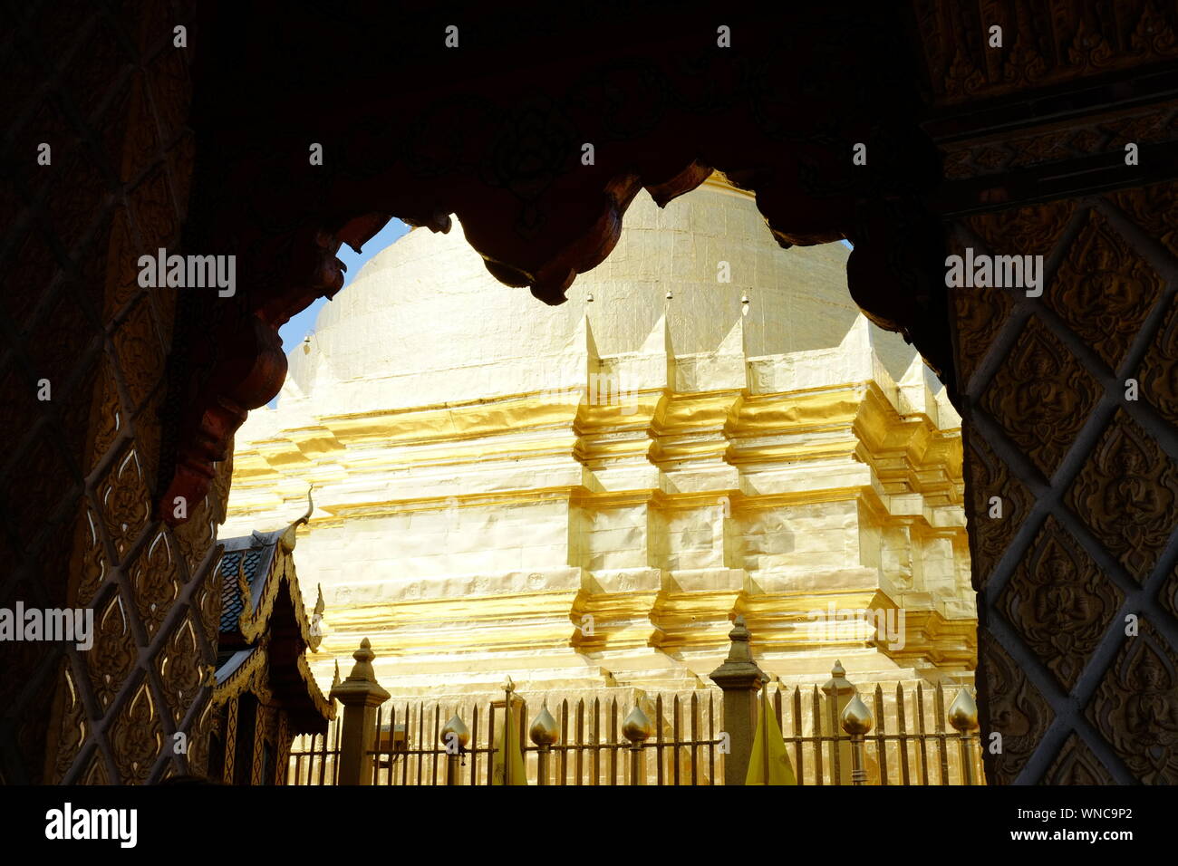 Archway temple hi-res stock photography and images - Alamy