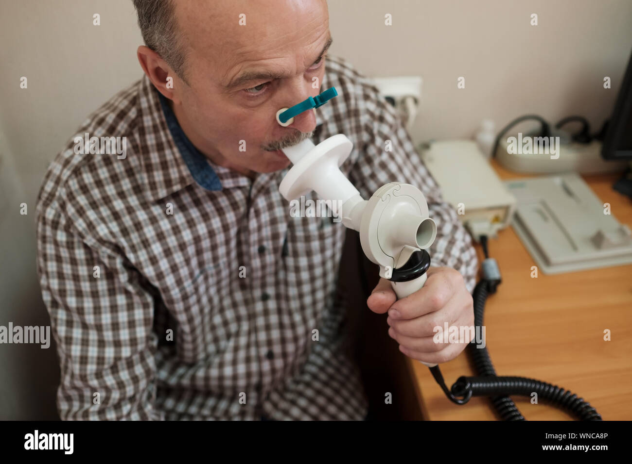 Spirometry hi-res stock photography and images - Alamy